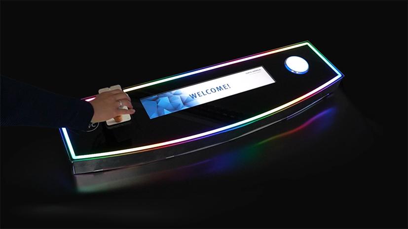 New: Button deck monitor for gaming applications | DATA MODUL